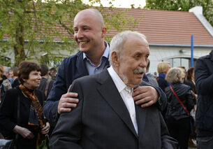 Kdo jsme | Aukce aukcí - aukce obrazů a starožitností